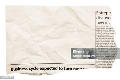 흰색으로 격리 된 신문에서 자르고 사본을위한 충분한 공간을 확보하십시오 신문에 대한 스톡 사진 및 기타 이미지 신문 신문