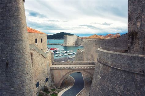 Le Mura Di Dubrovnik Patrimonio Dellunesco La Città Di Dubrovnik