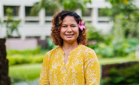 Featured Alumni East West Centers Oceania Research Fellow Tammy Tabe
