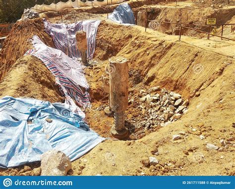 Piling Driven Machine Editorial Photo 74673113