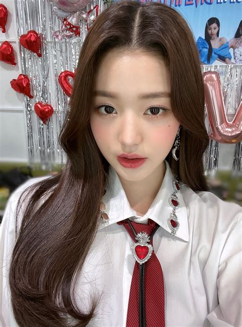 Ive Official On Twitter 📸 Ive Shot Date 2022 04 08 Name Kbs2 뮤직뱅크 Ive 아이브 유진 가을 레이