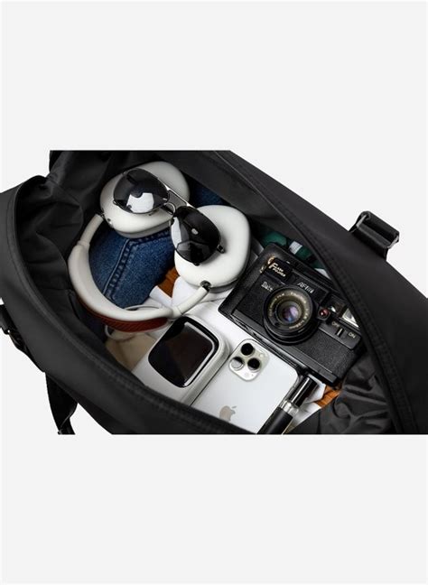 Túi Đeo Doanh Nhân First Class 01 Vol 24 Túi Đeo Doanh Nhân First Class 01 Vol 24 Đen Yamevn