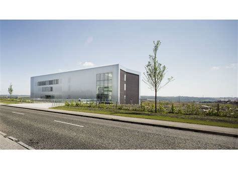 Luminous Cladding Ribaj