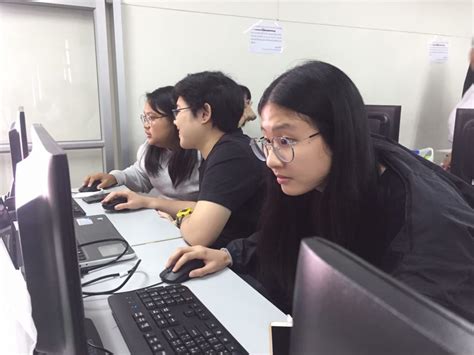 Data Visualization And Business Intelligence Platformsวิทยากร