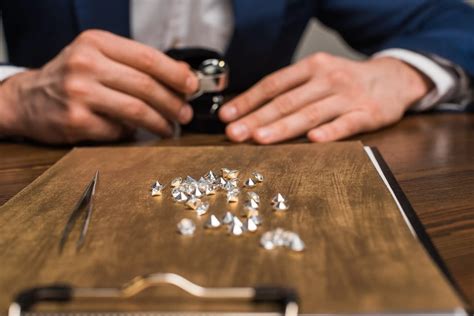 Come Leggere Un Certificato Di Un Diamante Guida Semplice Alle 4c