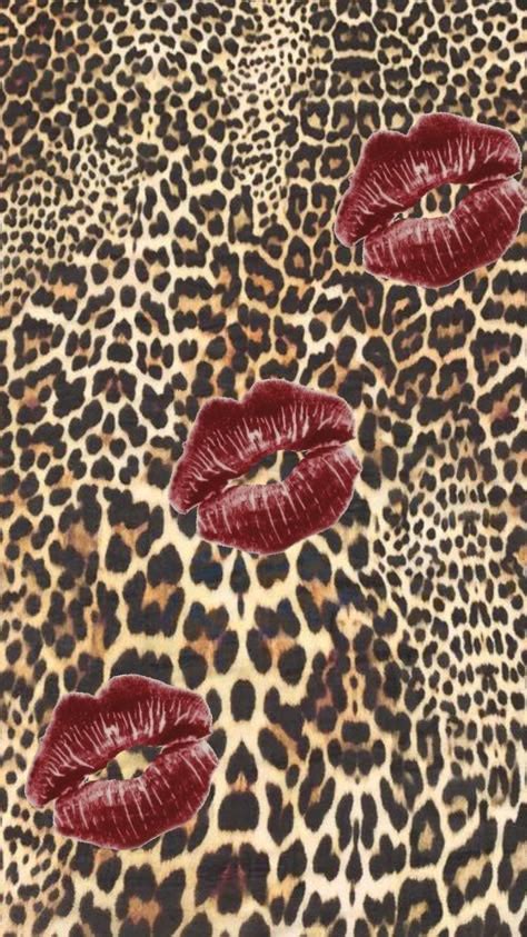 Y2k Cheetah Print Wallpaper