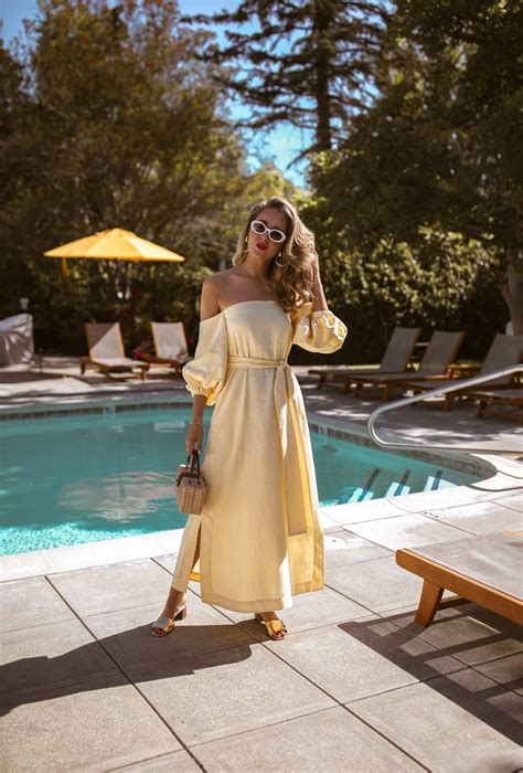 Pool Party Outfits Tumblr Worlds Biggest Beach Club And Super Club In
