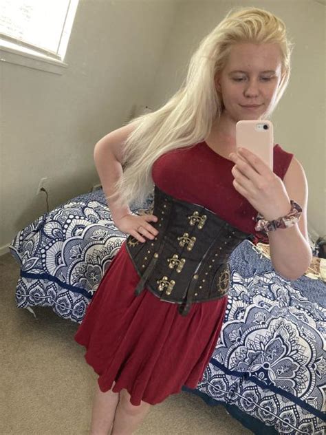 I Was Obsessed With This Look Corset From Corset Story Need To Get It