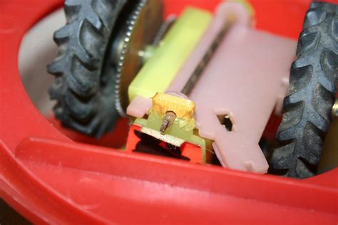 Golden Sonic Spaceship