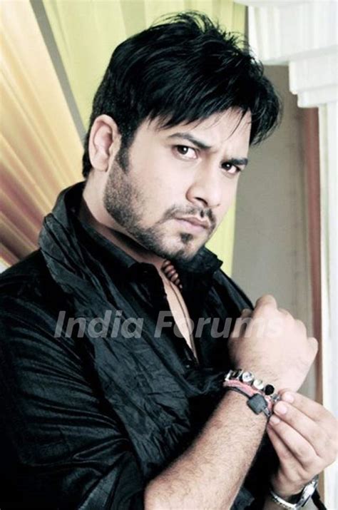 Faisal Raza Khan In Rishton Se Badi Pratha Tv Show Photo 110403