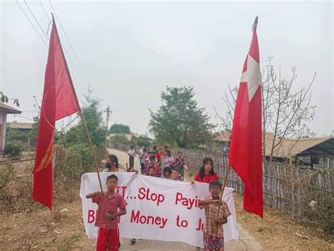 လက်ပံတောင်းတောင် ဒေသ လူထု သပိတ် စစ်ကြောင်းက စစ်အာဏာရှင် တော်လှန်ရေး ချီတက် ဆန္ဒပြ Khit Thit Media