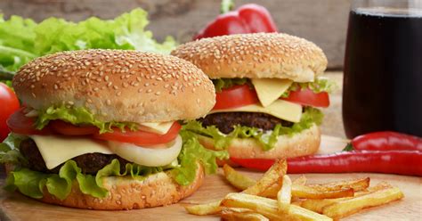 Zaskakujące skutki jedzenia fast foodów Zdrowie