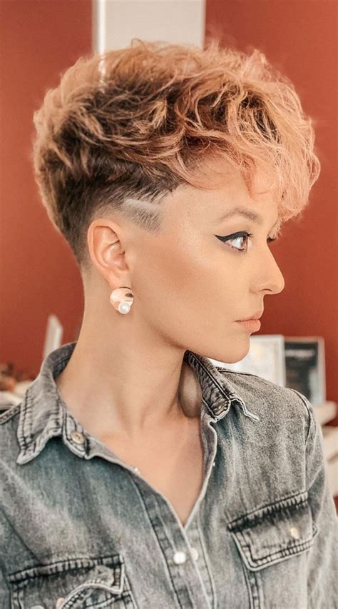 40 Best Pixie Haircuts And Hairstyles For Any Hair Type Curly Light