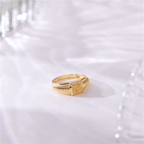 Buy Sunburst Gold Ring For Men Online Caratlane