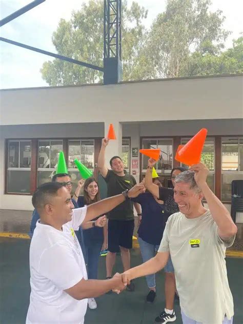 “el Verdadero Aprendizaje Ocurre Cuando Nos Sumergimos En La Experiencia Misma” Escuela