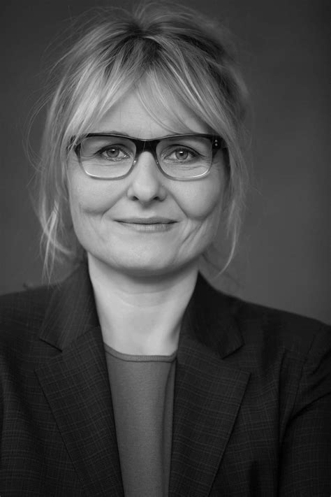 Julia Burbulla Julia Burbulla