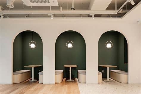 화이트and우드 카페같은 분위기의 53평 사무실 인테리어 영등포구 영등포동 2025 인테리어 카페테리아 디자인 인테리어 디자인