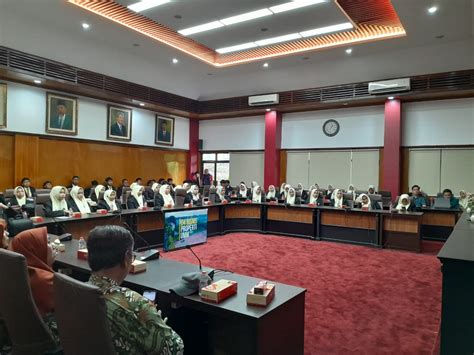 Keseruan Kunjungan Ma Muhammadiyah 1 Jember Ke Vokasi Umm Dapat