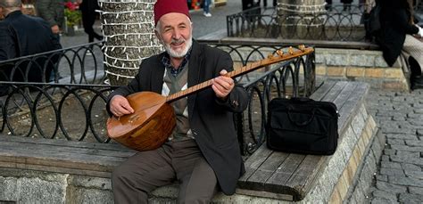 A Musicians Guide To Saz Ethnic Musical