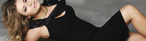 X Resolution Carmen Electra Stunning Hd Wallpapers X Resolution Wallpaper