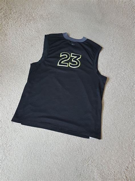 나이키 조던 나시티셔츠 헬로마켓