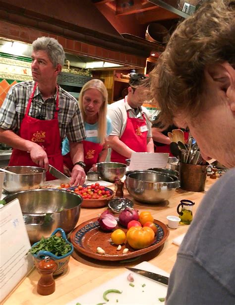 Two Reasons To Take Cooking Classes