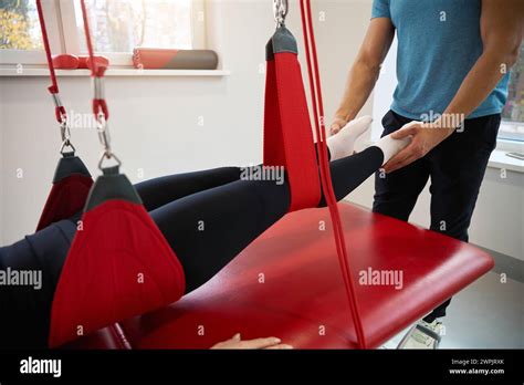 Hanging Loop System Hi Res Stock Photography And Images Alamy