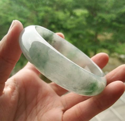 【凱昱翡翠 嚴選】天然緬甸玉 A貨 Pr17 冰飄綠花 圓鐲 Yahoo奇摩拍賣