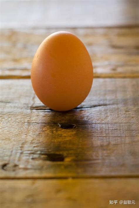 如何在不剥开的情况下辨别鸡蛋是生是熟呢？ 知乎