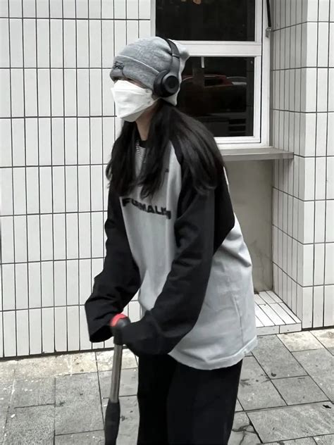 Houzhou 기본 면 긴 소매 회색 티셔츠 하라주쿠 빈티지 스트리트웨어 오버사이즈 루즈 패치워크 티셔츠 한국 상의 가을