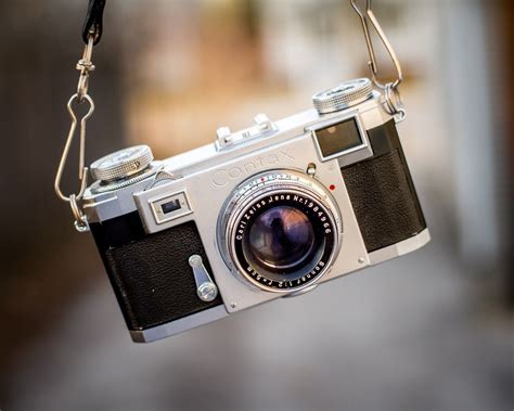 Vintage Camera Necklace Classic Photography Equipment How To Use
