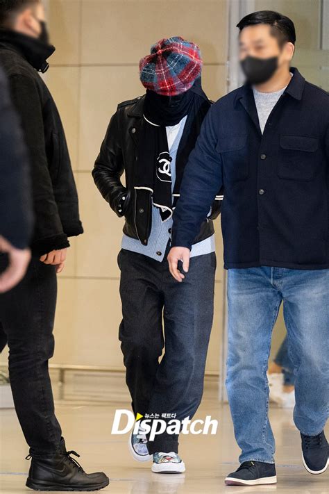 [현장포토] 오늘은 안돼요 지드래곤 수줍은 팬서비스 디스패치 뉴스는 팩트다