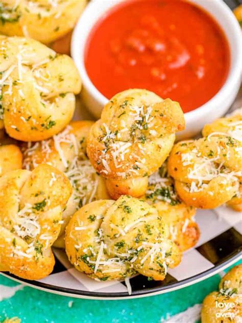 Garlic Knots Recipe Story • Love From The Oven