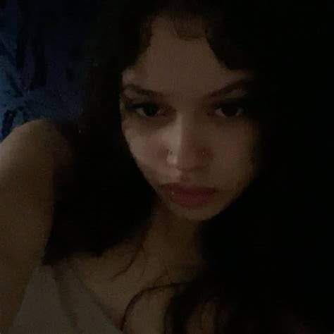 Nena Ladiabla Threads Say More