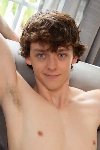 Shapey Shaperson Gay Pornstar BabeFriendTV Com