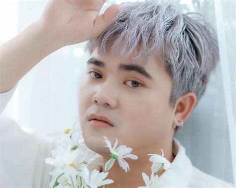 Tiktoker Bông Tím Tên Thật Là Gì Năm Sinh Chiều Cao