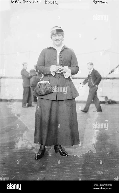 Mrs Bartlett Boder Photograph Shows Singer Mary Carter One Of The