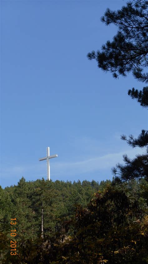 Кръст в местност Заева поляна Благоевград Опознай Bg