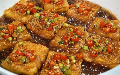香煎豆腐超级好吃，咬一口还会爆汁 哔哩哔哩