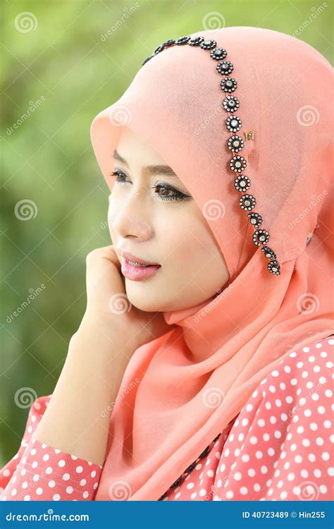 Beautiful Muslim Girl Pink Hijab Wearing Fashion Stock Image Image Of