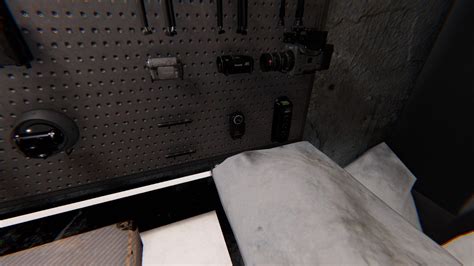 How To Use DOTS Projector In Phasmophobia