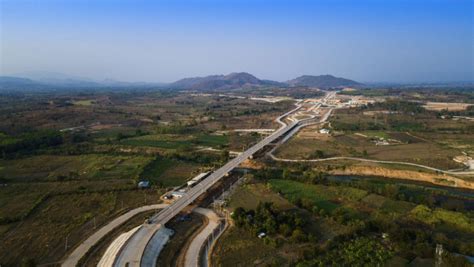 Ptt Pcl Bkk Ptt Stock Price And Overview