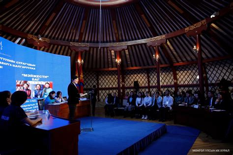 Сурагчдын мэтгэлцээний үндэсний аваргаар “Мэргэд” баг шалгарлаа News Mn