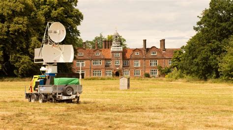 The Secret Aerial Sex Lives Of Honeybee Drones Revealed Using Radar Technology IFLScience