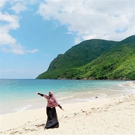 Pantai Rontu Bima Keindahan Alam Pesisir Selatan