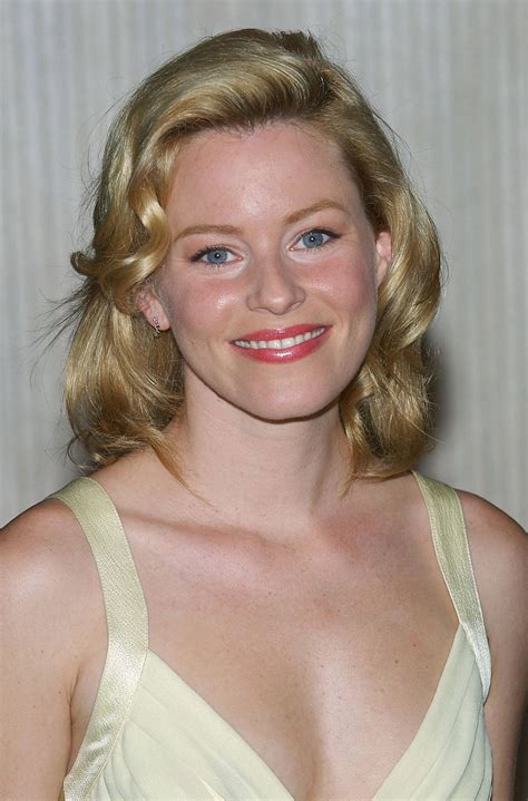 Download Elizabeth Taylor Endearing Smile Wallpaper