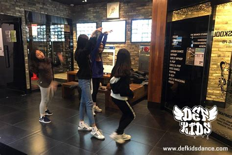 못왔던 친구의 춤선생님은 우리에요 데프키즈댄스스쿨영등포점 영등포댄스학원 아이돌베이직반 커버댄스 방송댄스 데프수강생 데프오디션 데프댄스스쿨