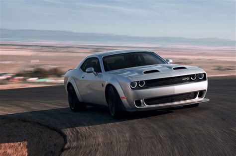 2022 Dodge Challenger Srt Hellcat Wallpaper