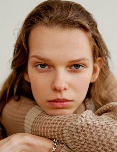 Giedre Seks Metro Models