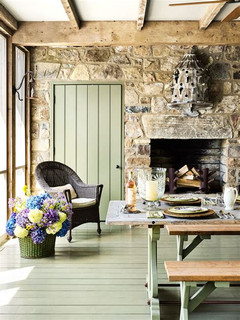 Modern Rustic Home Decorating Ideas